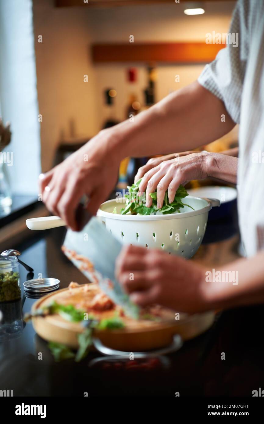 Hands cooking people in hi-res stock photography and images - Alamy