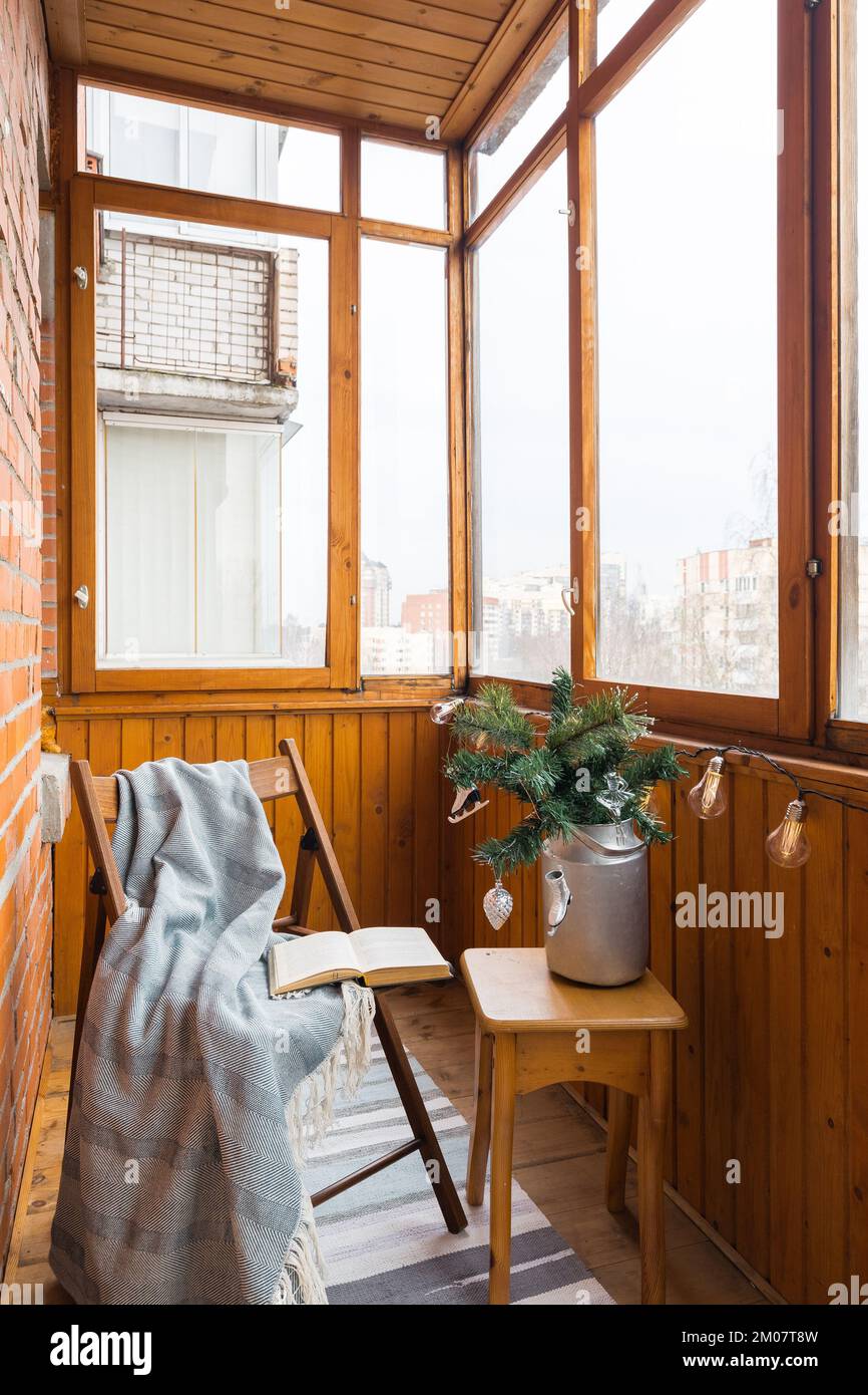 Photo of a cozy apartment with New Year decor Stock Photo - Alamy