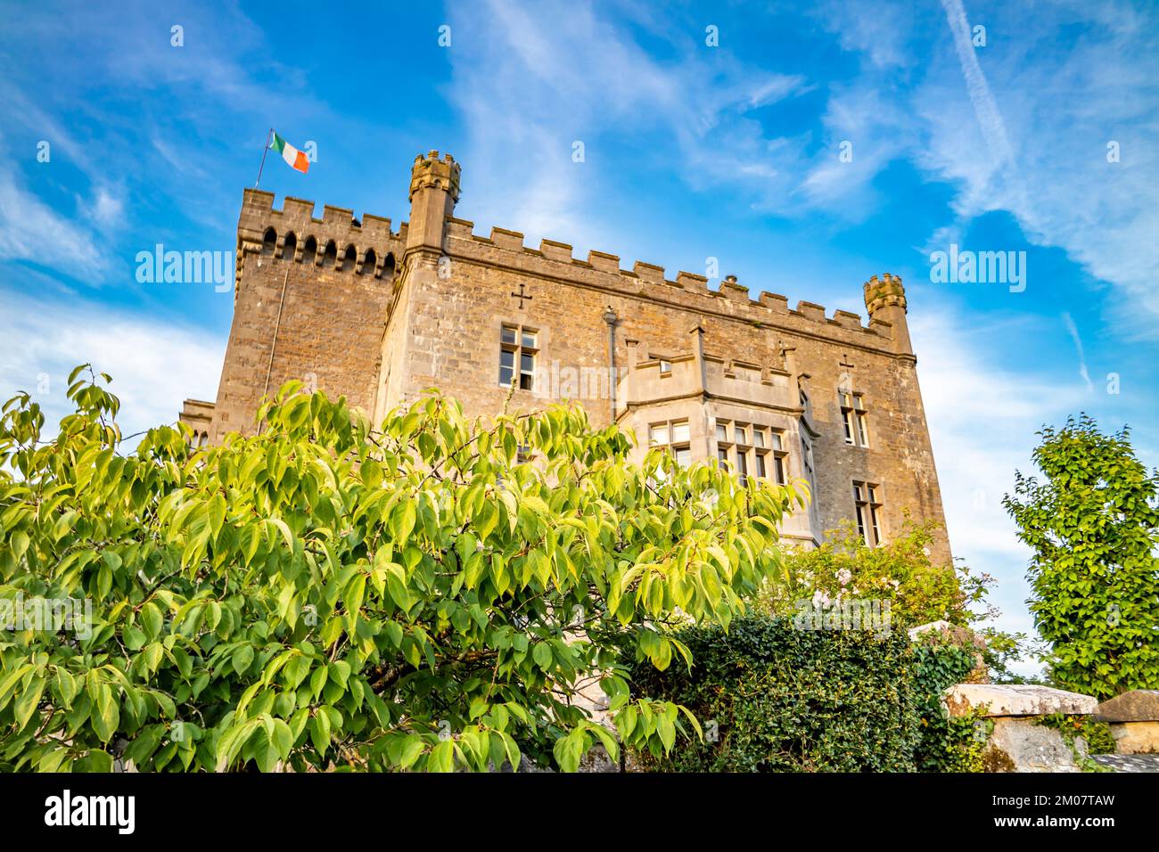 Colooney hi-res stock photography and images - Alamy