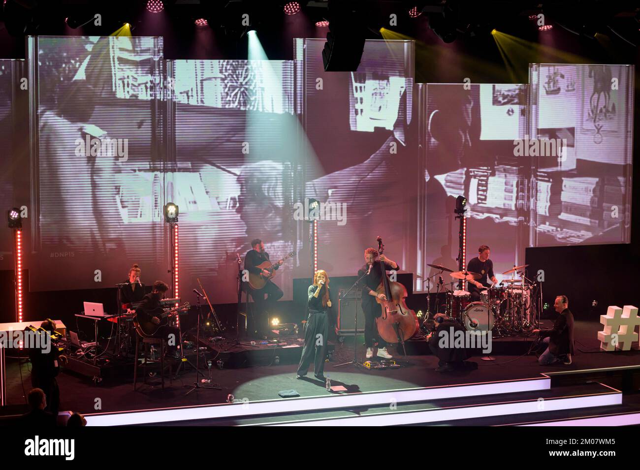 ZAZ, singer, honorary prize winner, sings, presentation of the German ...