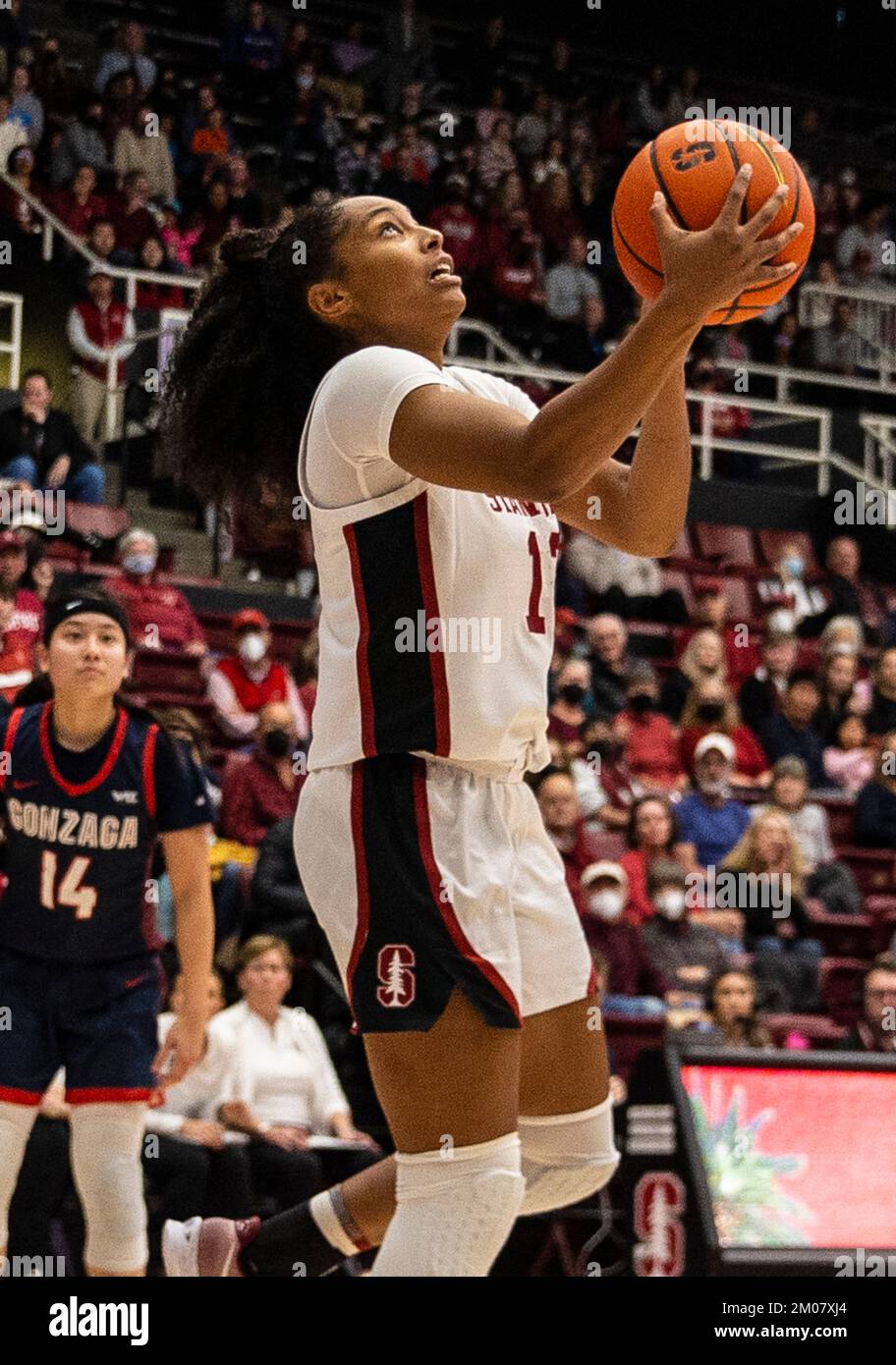 Palo Alto CA, USA. 04th Dec, 2022. A. Stanford guard Indya Nivar (12 ...