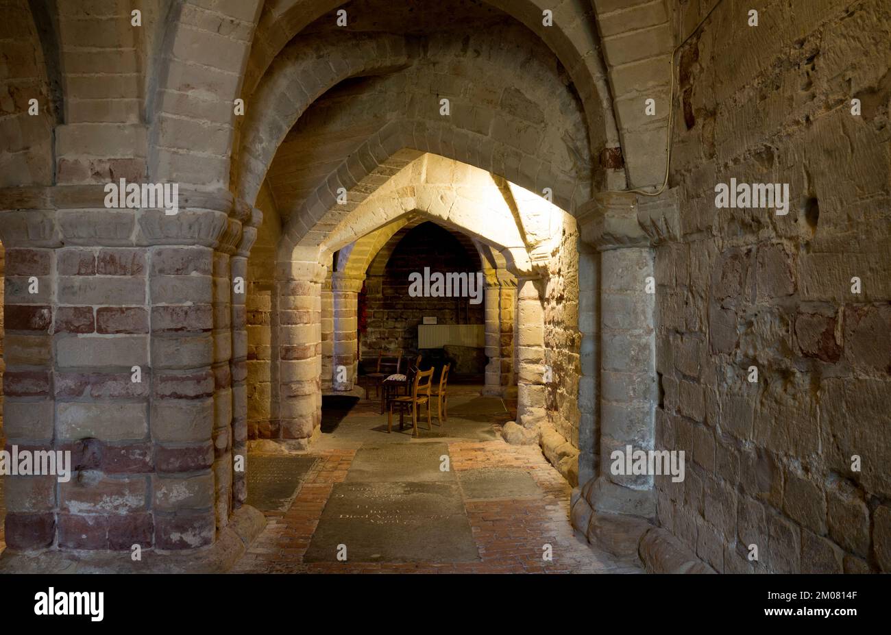 St marys crypt hi-res stock photography and images - Alamy