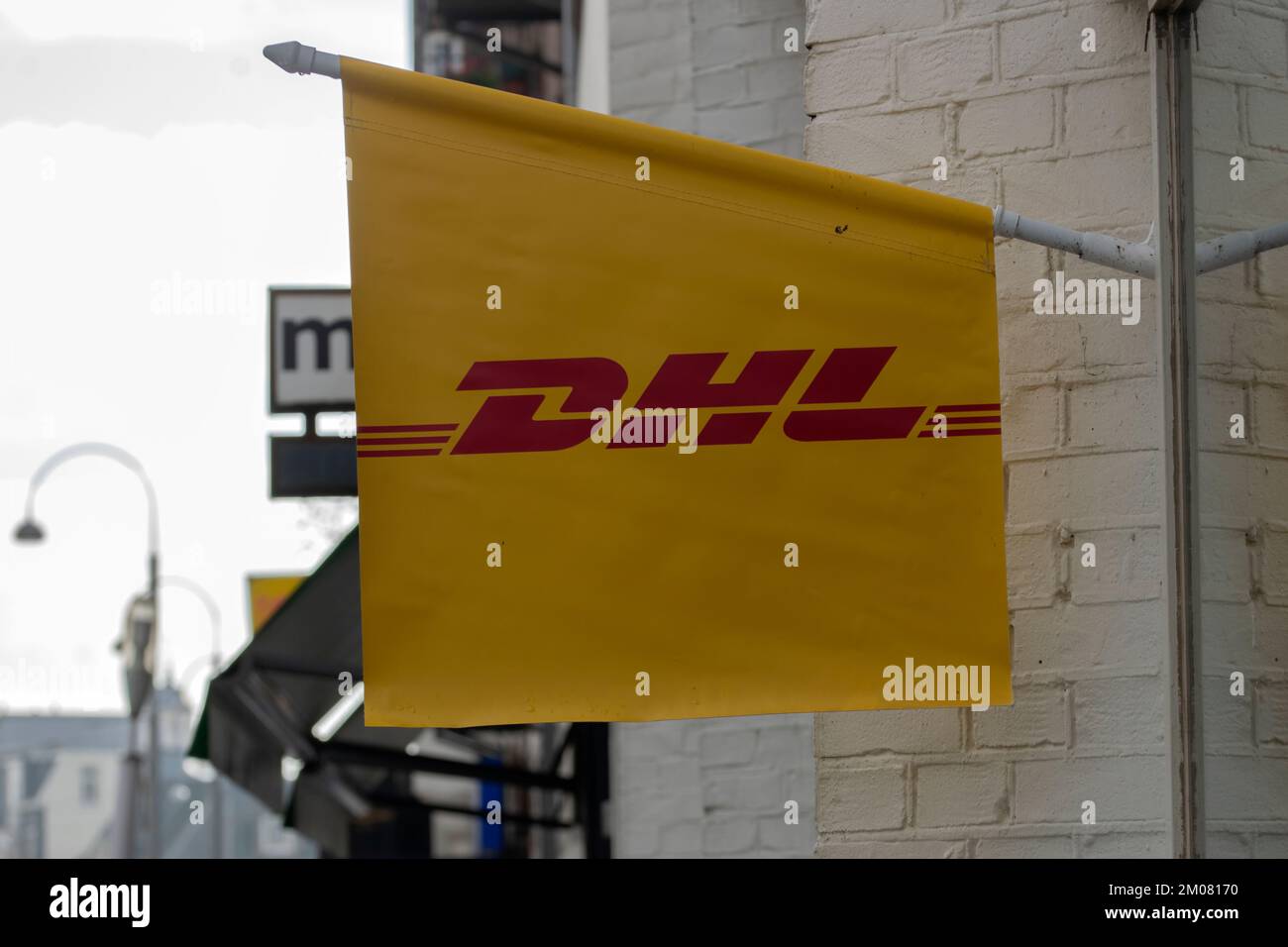 Dhl store hi-res stock photography and images - Alamy