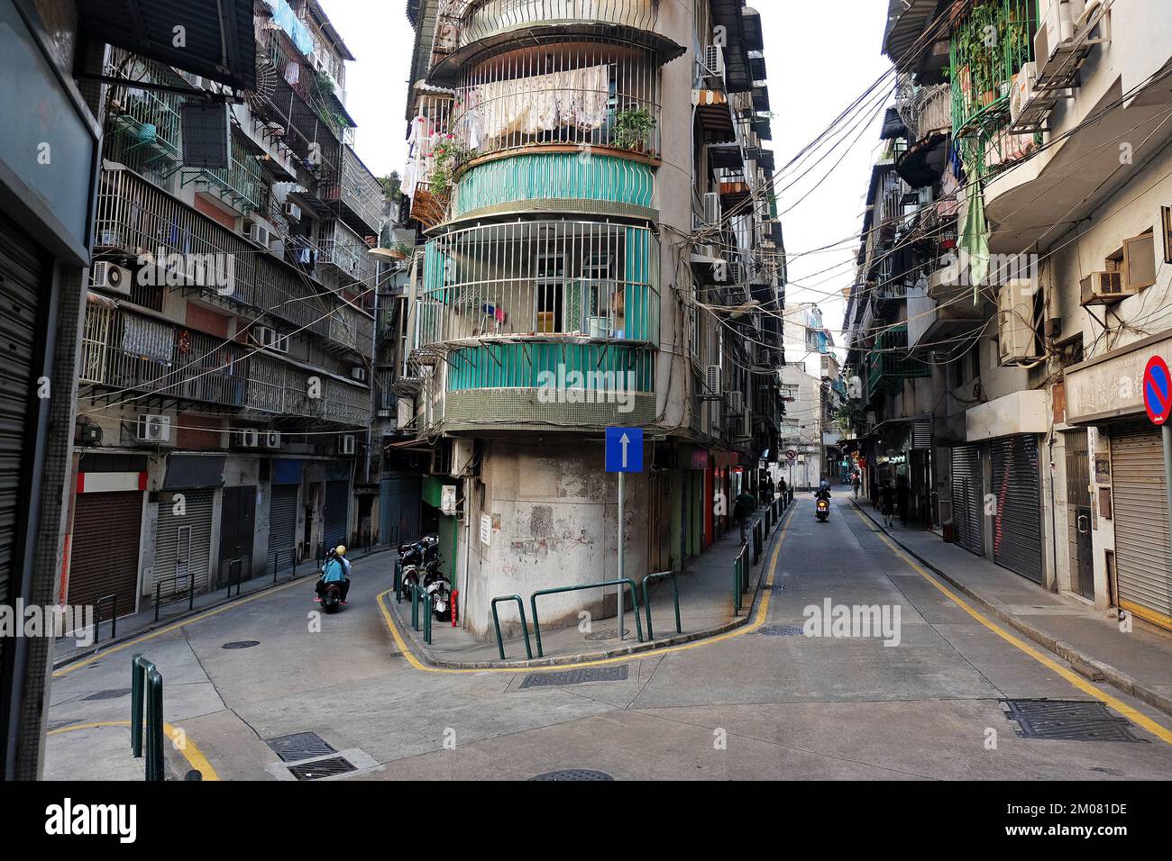 Exterior architecture and building design at Centre of Macao World ...
