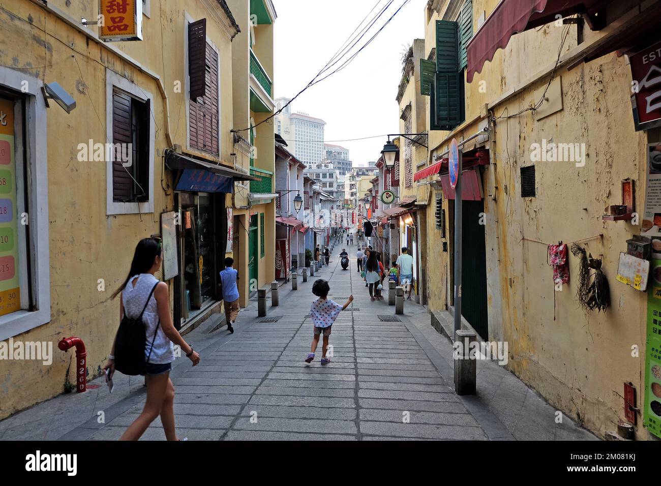 Exterior architecture and building design at Centre of Macao World ...
