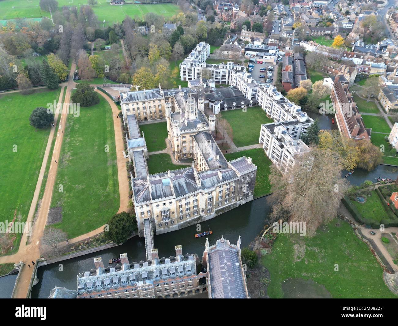 St John's College Cambridge High angle drone aerial view winter Stock ...