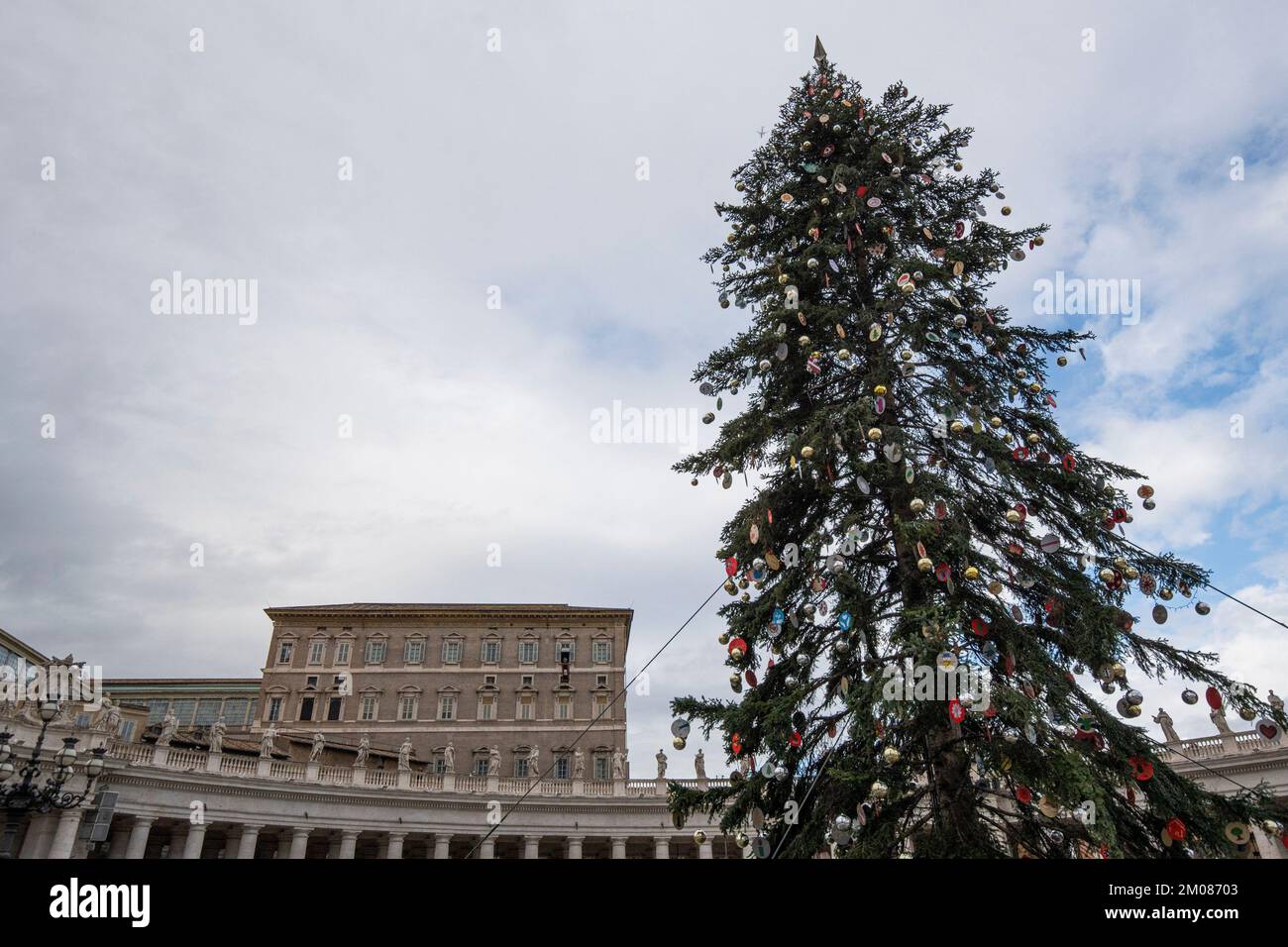 Vatican's Christmas Tree in St. Peter's Square. Pope Francis delivers ...