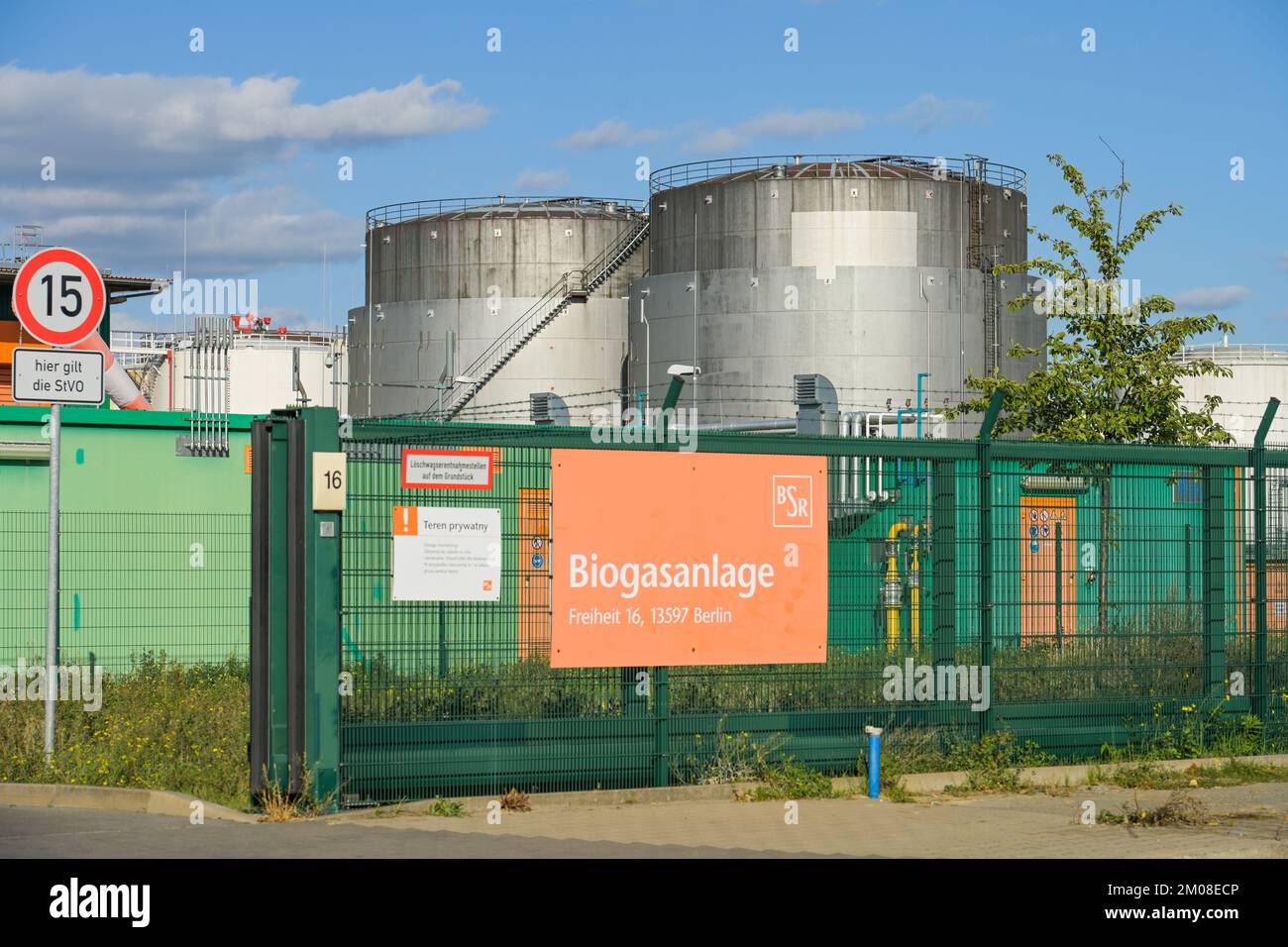 Biogasanlage der BSR, Freiheit, Ruhleben, Spandau, Berlin, Deutschland Stock Photo - Alamy
