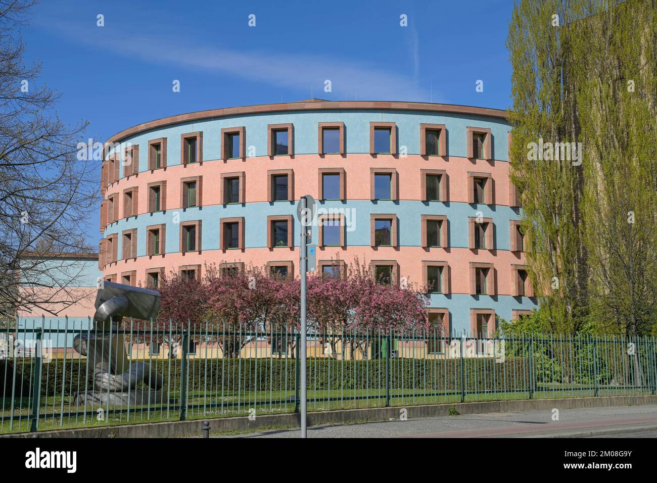 Wissenschaftszentrum berlin für sozialforschung hi-res stock ...