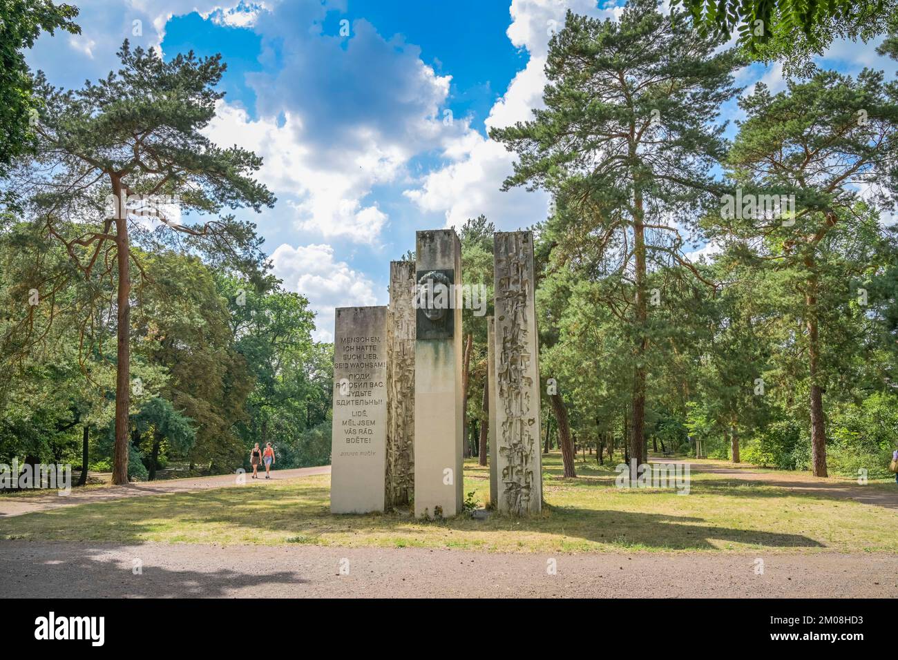 Julius Fucik Denkmal, Bürgerpark, Pankow, Berlin, Deutschland Stock ...