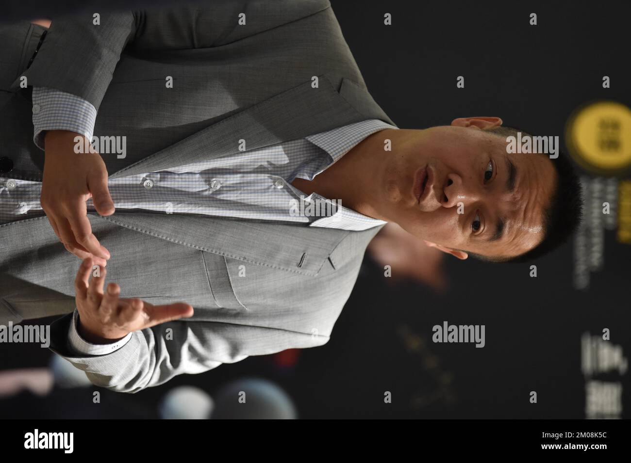 Table tennis player from Hong Kong Li Ching held a new book signing ...