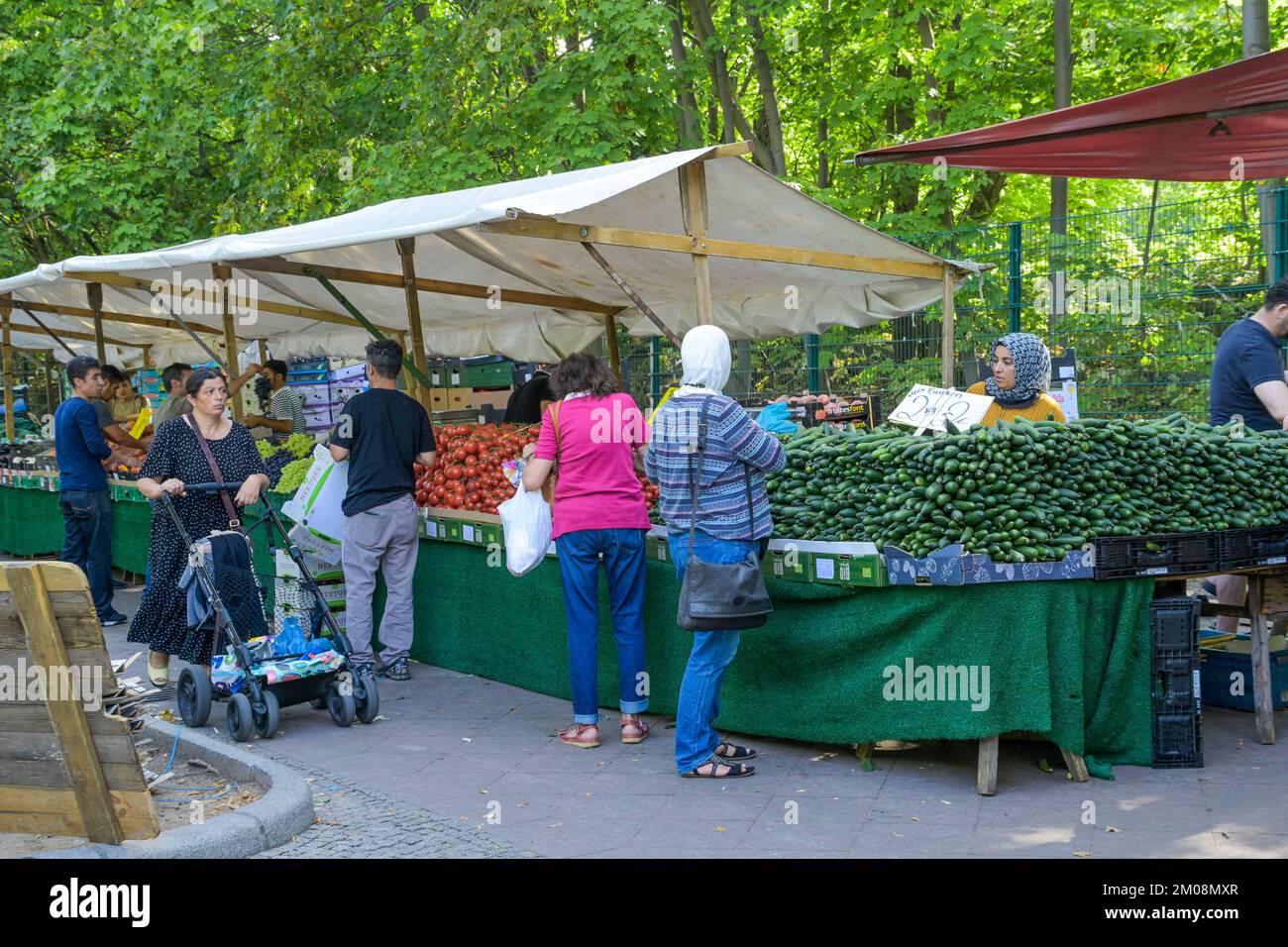 Wochenmarkt Crellestraße, Schöneberg, Tempelhof-Schöneberg, Berlin ...