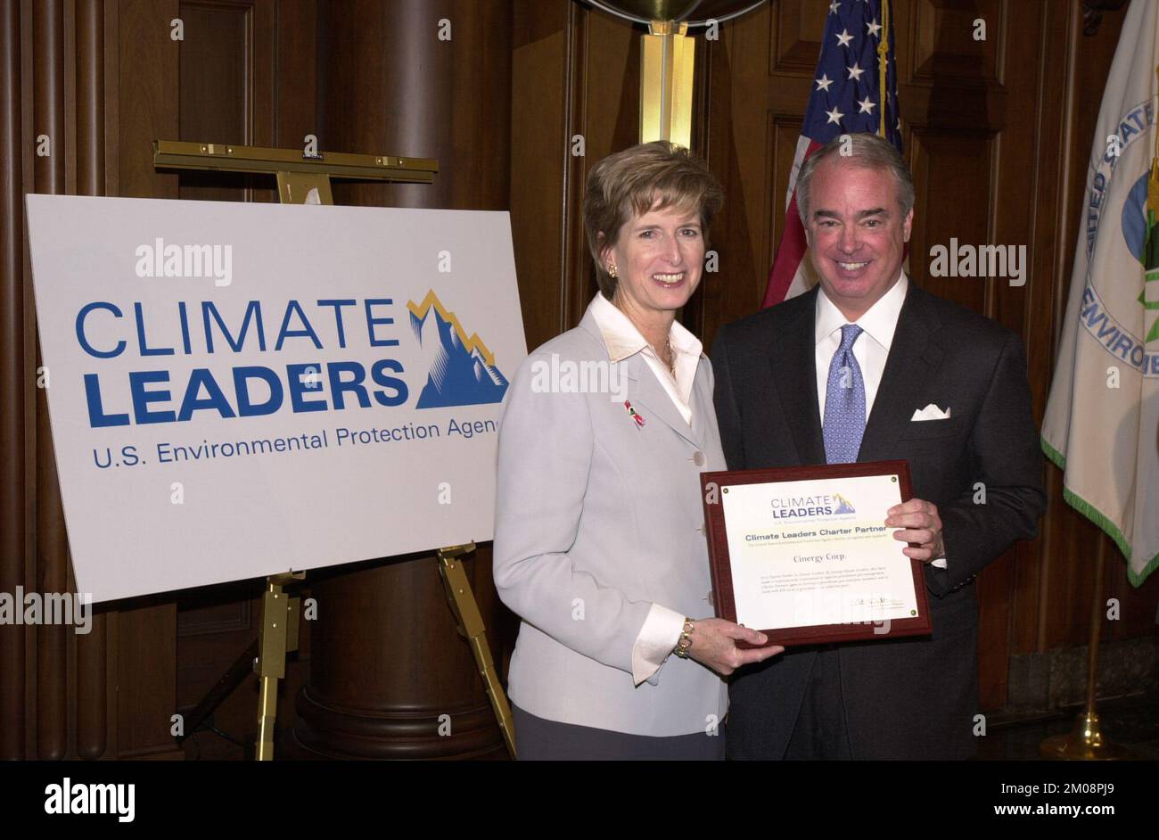 Targets climate hi-res stock photography and images - Alamy