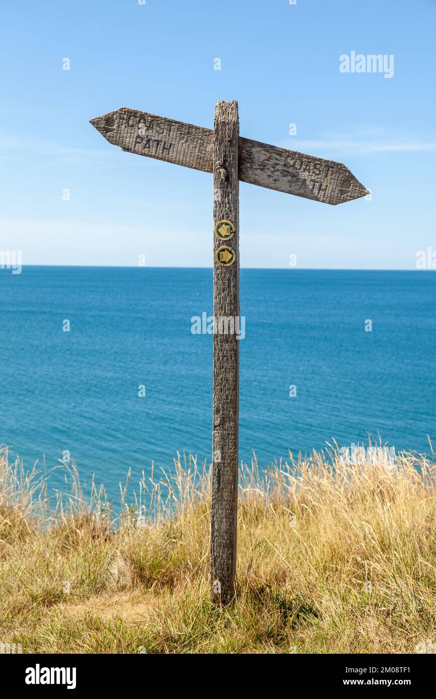 The South West Coast Path is England's longest waymarked long-distance ...