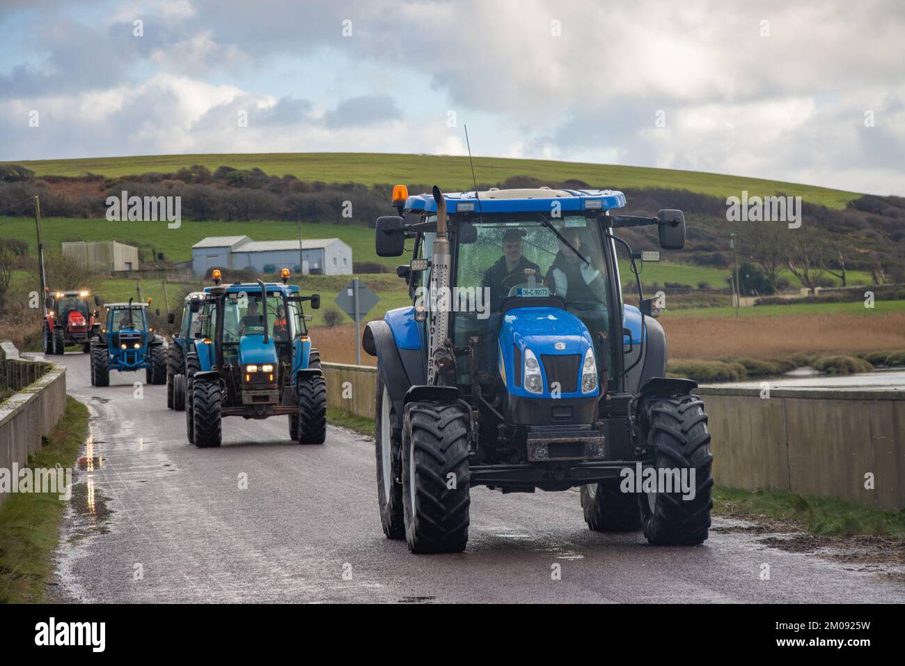 Barryroe Macra Truck and Tractor Run in aid of Clonakilty Community ...