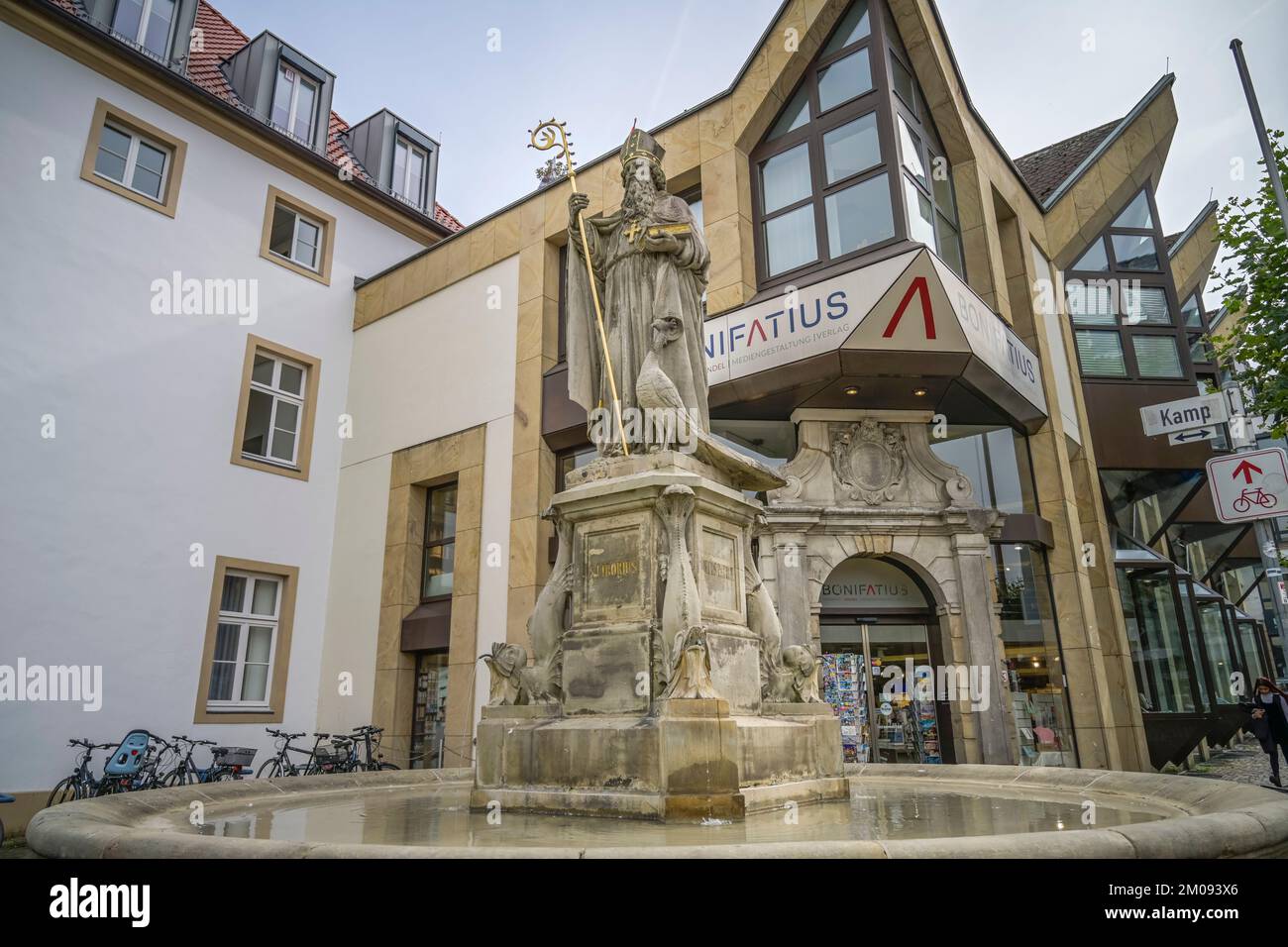 Stein brunnen hi-res stock photography and images - Alamy