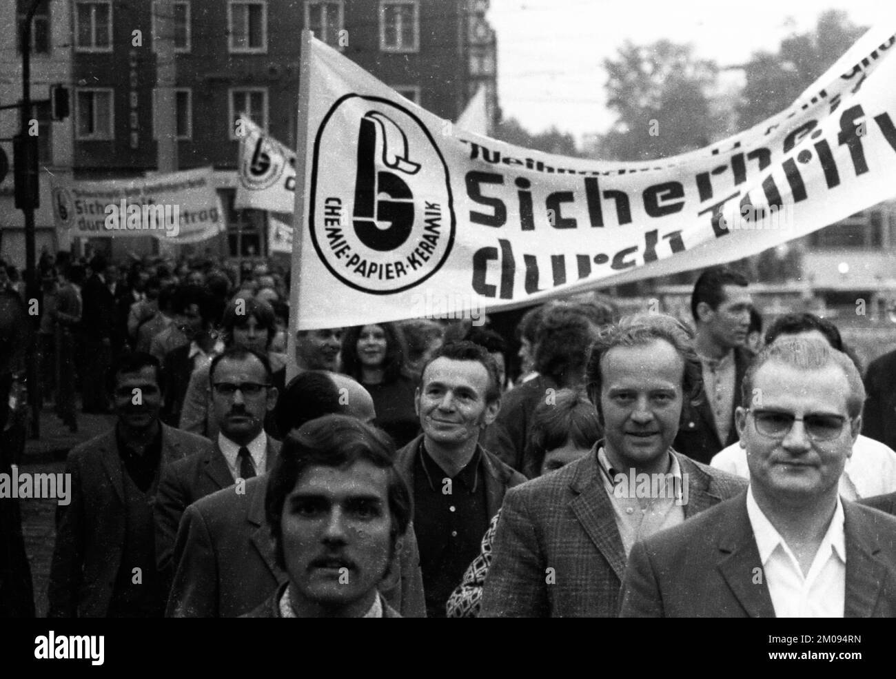 Strike by the Chemical, Paper and Ceramics Workers' Union begins in ...