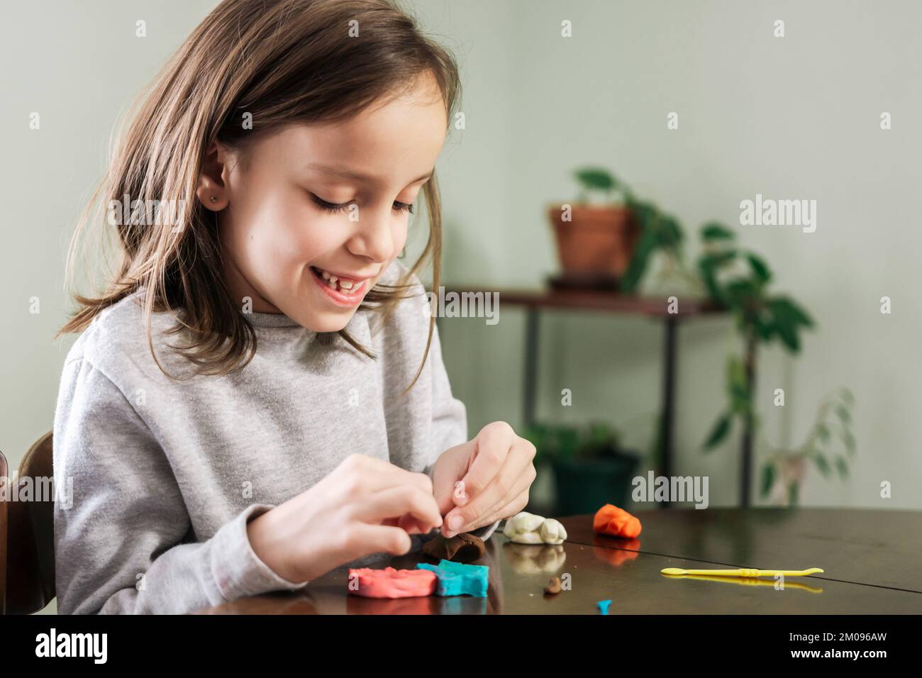 Making your childs room hi-res stock photography and images - Alamy