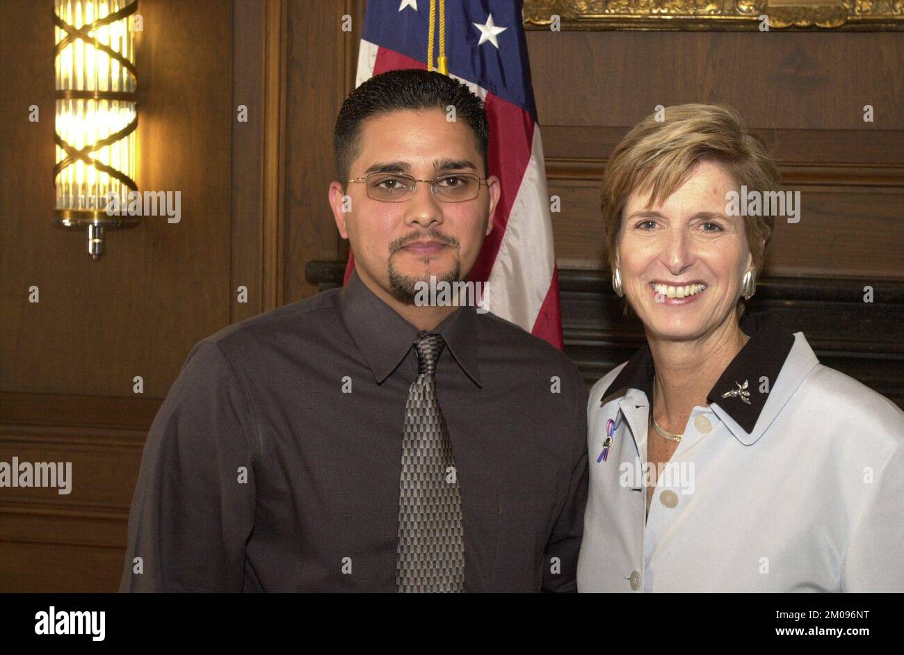 Christine Todd Whitman staff handshakes , Environmental Protection ...