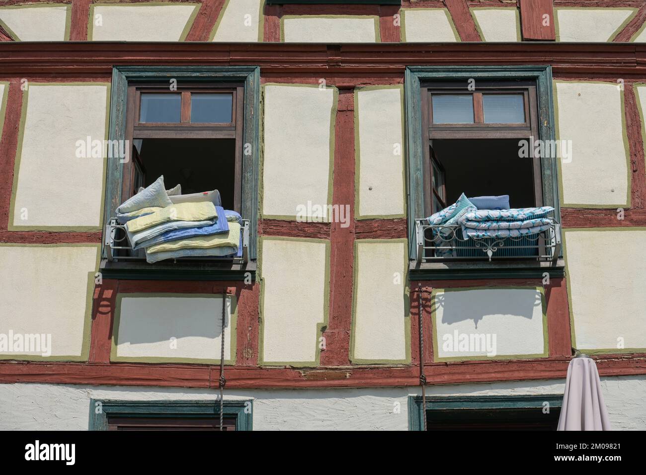Lüften fenster hi-res stock photography and images - Alamy