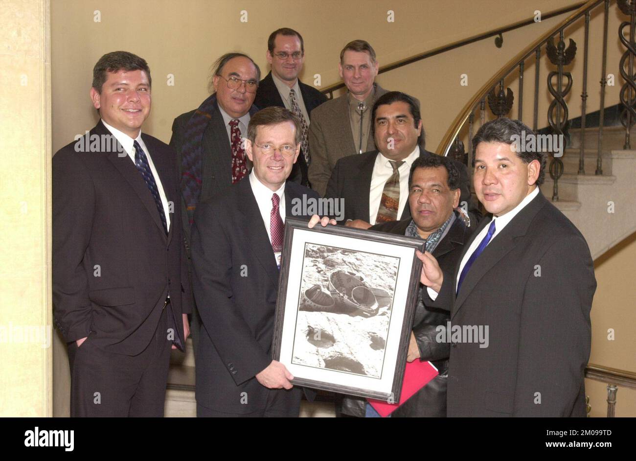 Administrator Mike Leavitt attends Tribal Council meeting ...