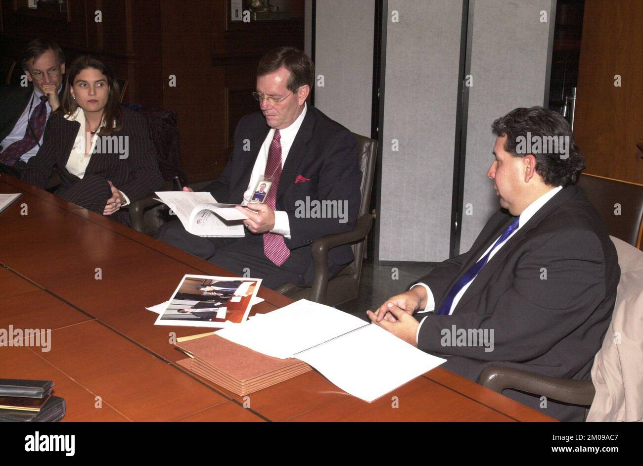 Administrator Mike Leavitt attends Tribal Council meeting ...