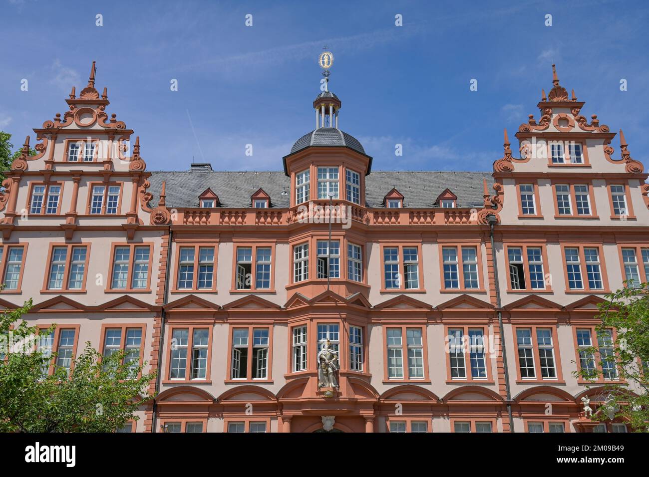 Haus Zum Römischen Kaiser, Gutenberg-Museum, Liebfrauenplatz, Mainz ...