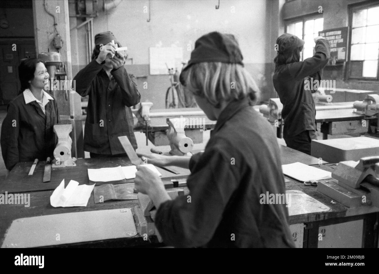 Ddrreport hi-res stock photography and images - Alamy