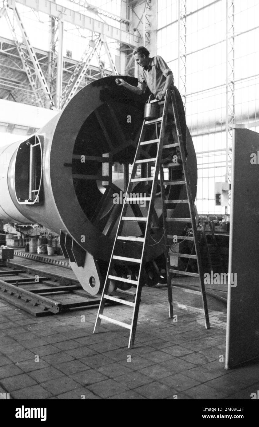 Ddrreport hi-res stock photography and images - Alamy