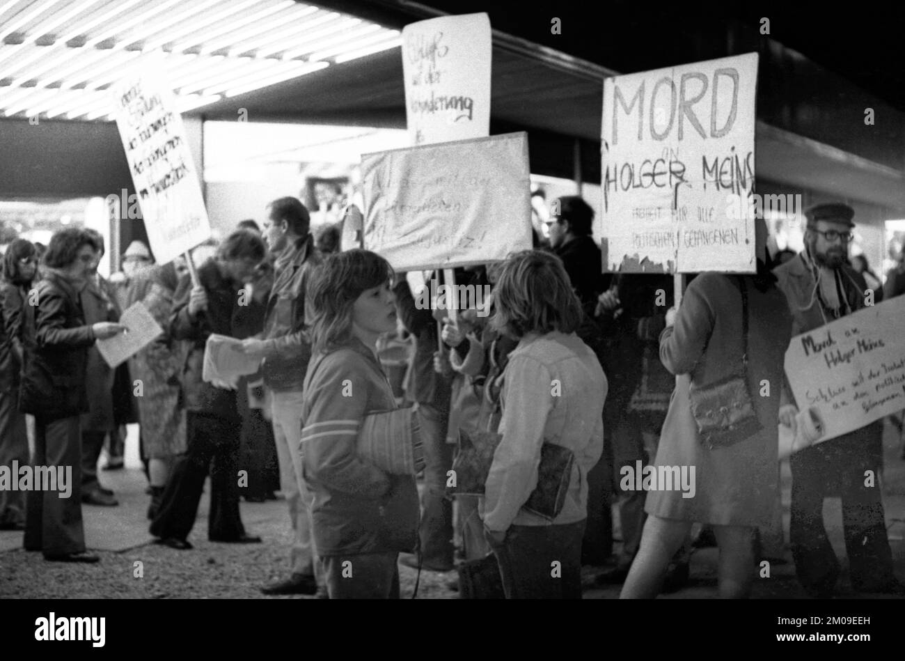 Left-wing sympathisers of the Red Army Faction (RAF) protesting in ...