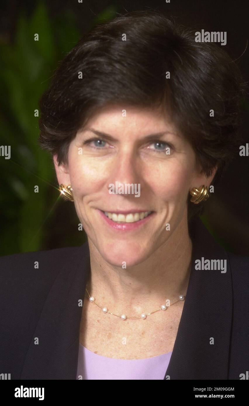 Linda fisher hi-res stock photography and images - Alamy