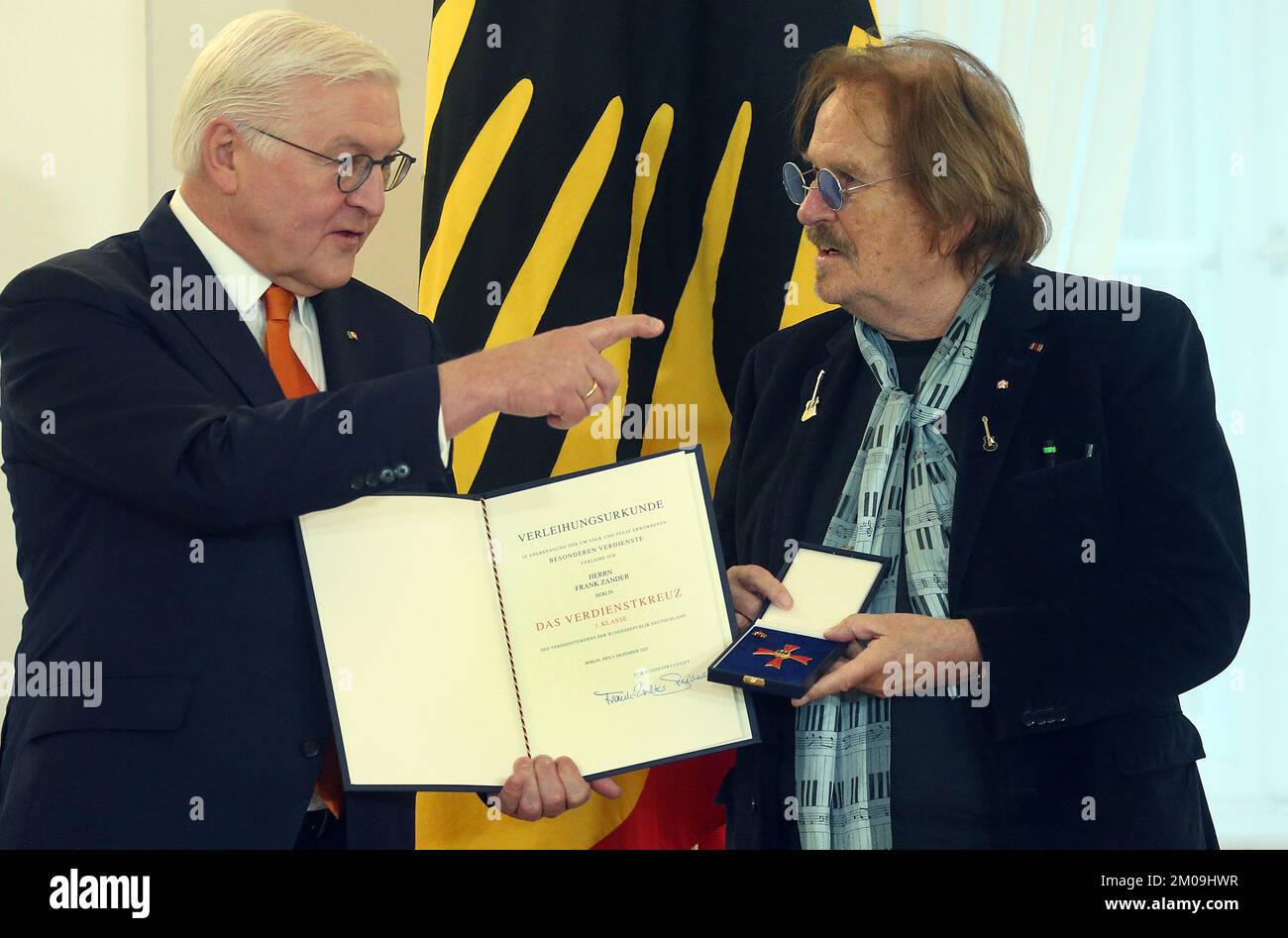 Berlin, Germany. 05th Dec, 2022. Federal President Frank-Walter ...
