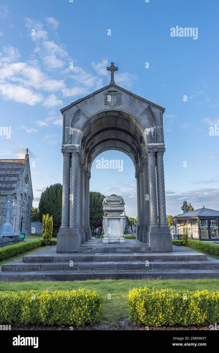 Glasnevin cemetery in dublin ireland hi-res stock photography and ...
