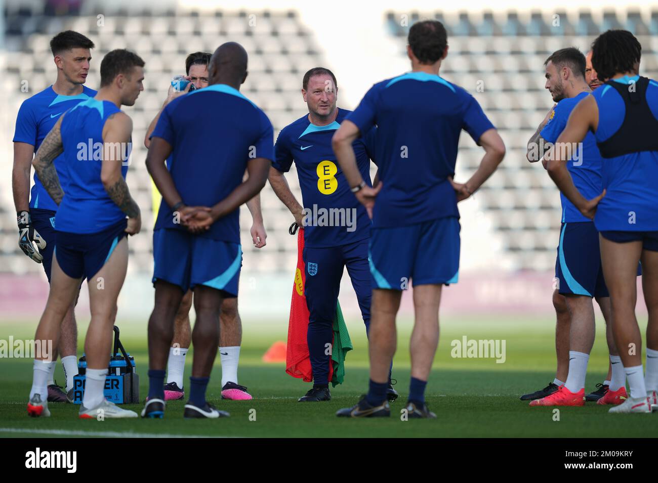 England assistant manager Steve Holland (centre) during a training ...