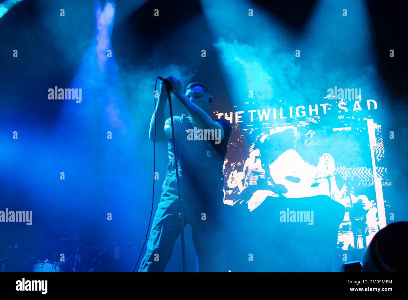 Glasgow, Scotland, UK. 04th Dec, 2022. James Graham of The Twilight Sad ...