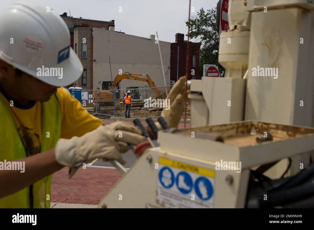 Leaking underground storage tank hi-res stock photography and images ...
