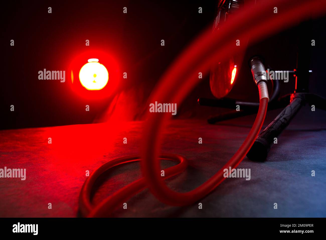 The guitar pulled from the ground on the stage and the jack cable ...