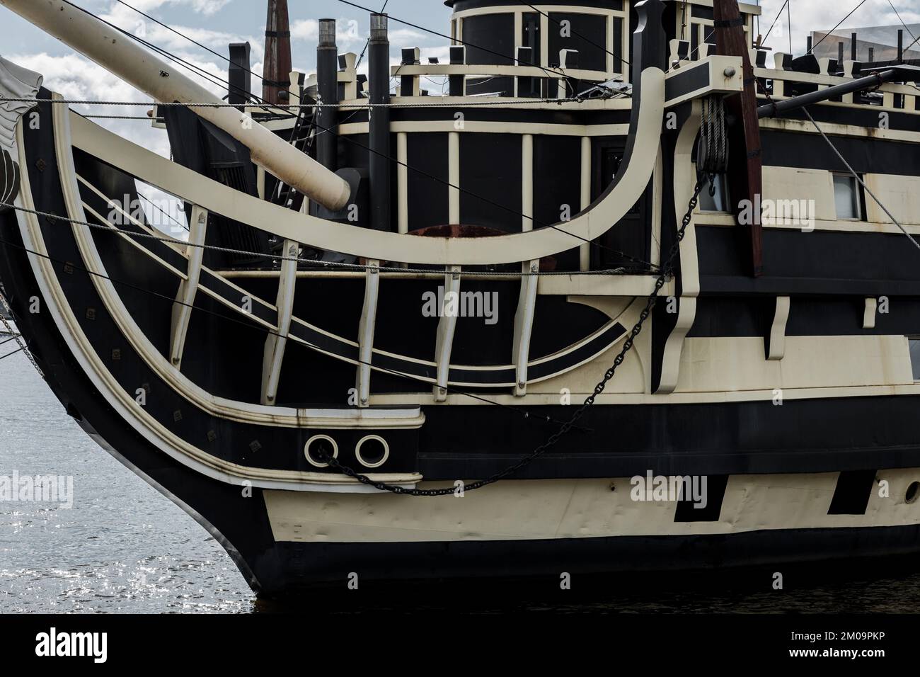 Wooden deck restoration hi-res stock photography and images - Alamy