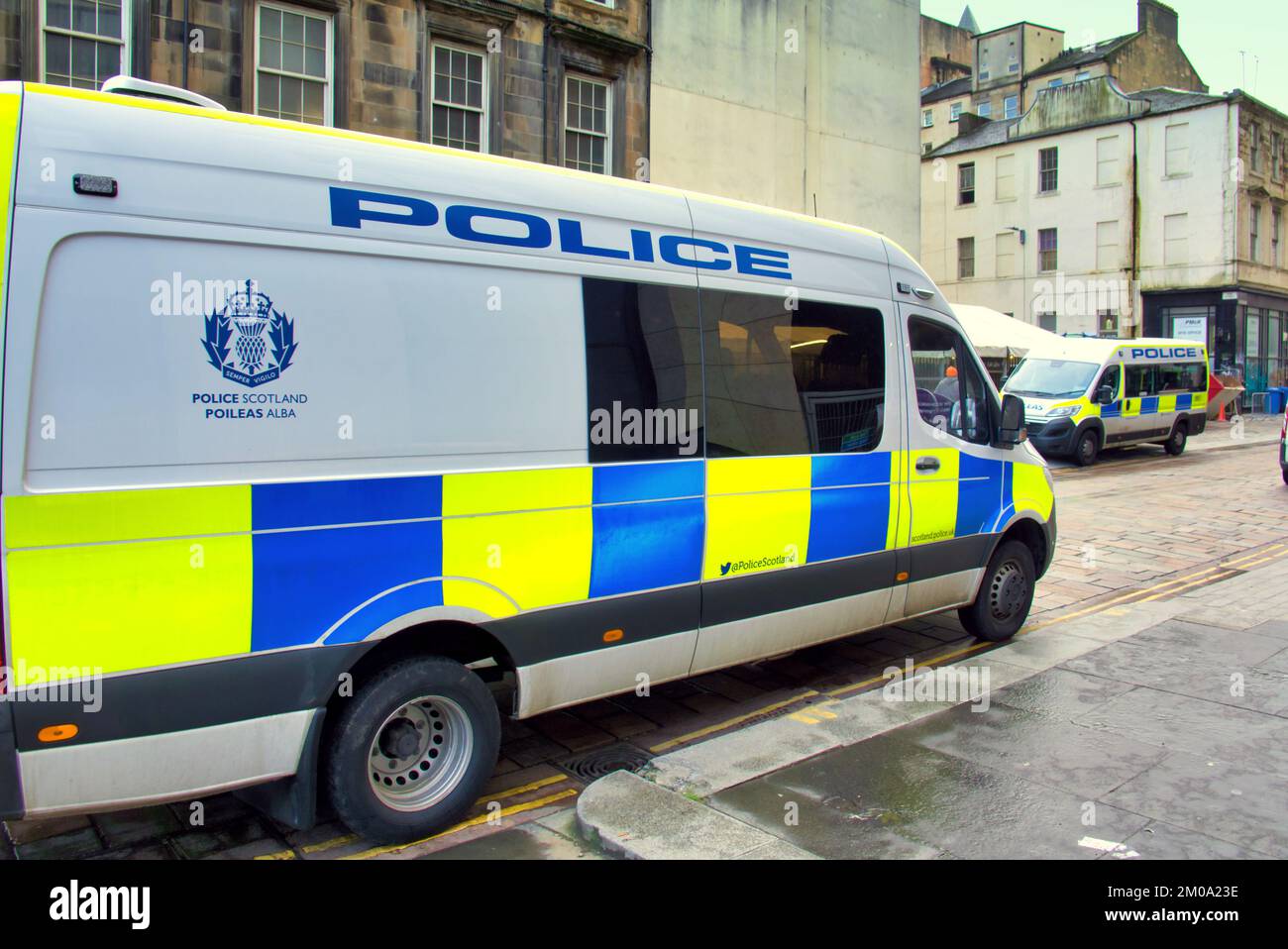 Glasgow, Scotland, UK 5th December, 2022. Police at Christmas fair ...
