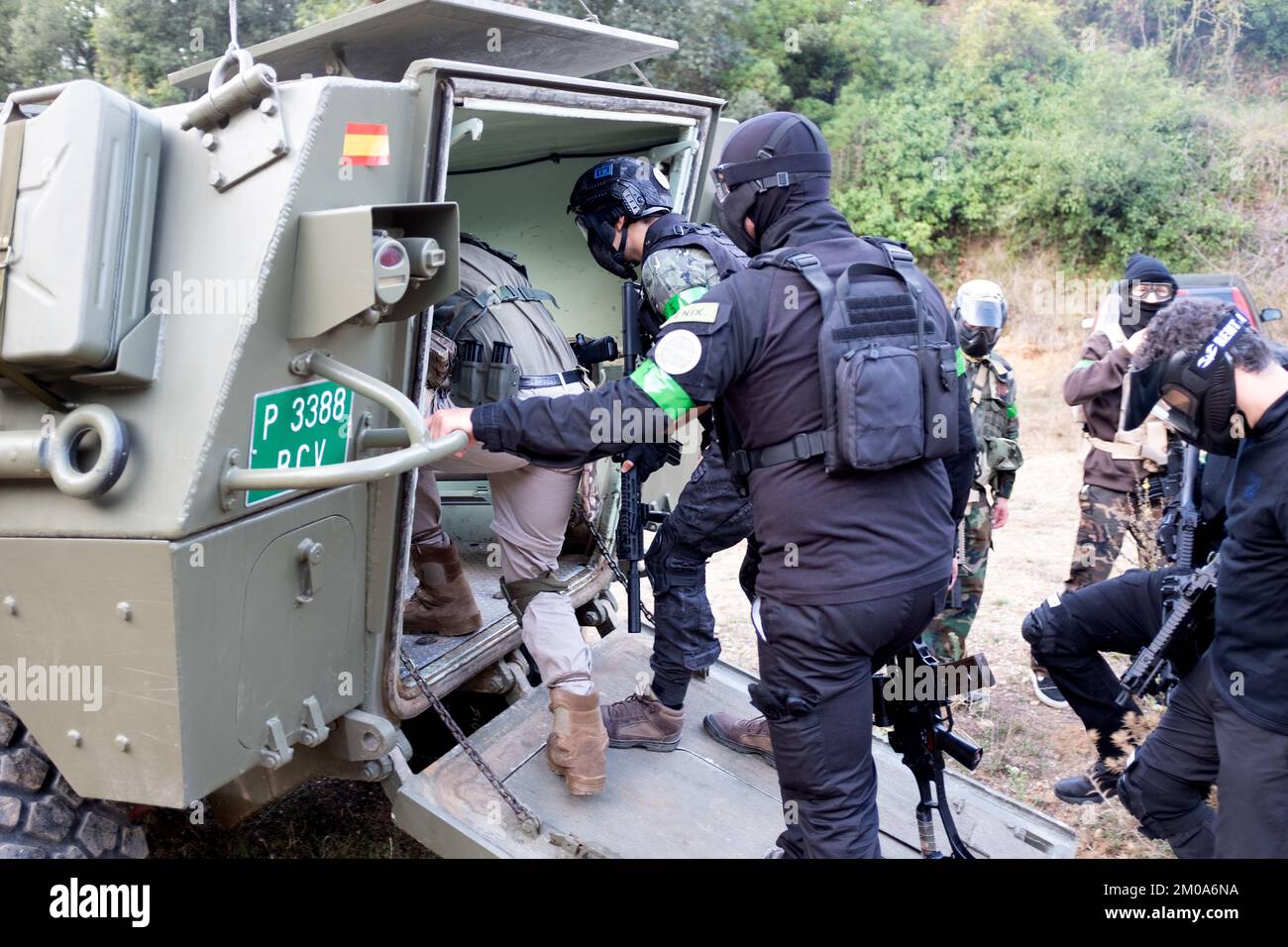 Medium tanks hi-res stock photography and images - Alamy