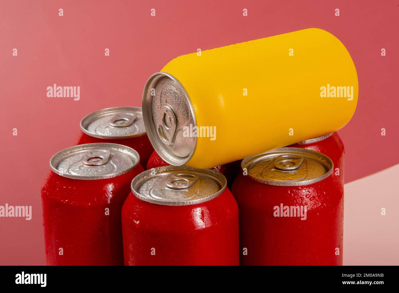 Group of aluminum soda cans, chilled, frozen and with water drops Stock ...