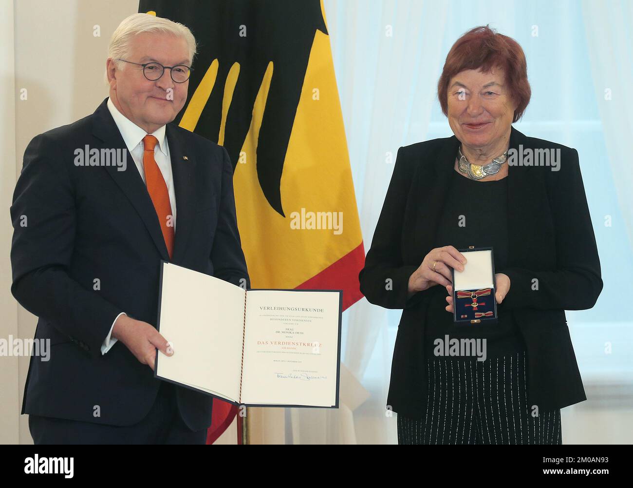 Walter orth hi-res stock photography and images - Alamy