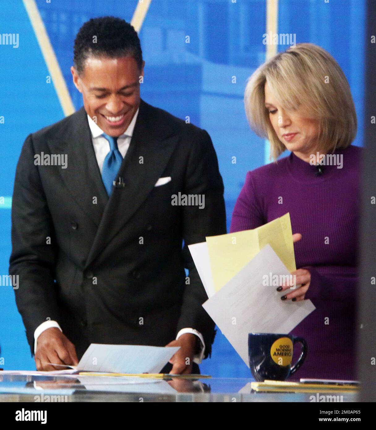 New York, NY, USA. 28th Nov, 2022. TJ Holmes and Amy Robach on the set ...