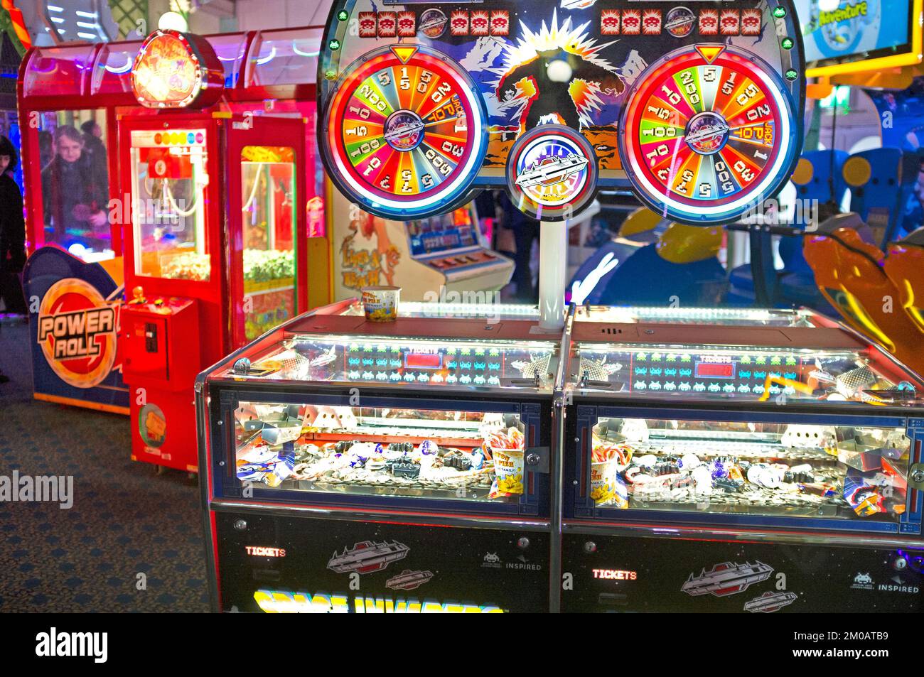 A game in a brighton arcade hi-res stock photography and images - Alamy