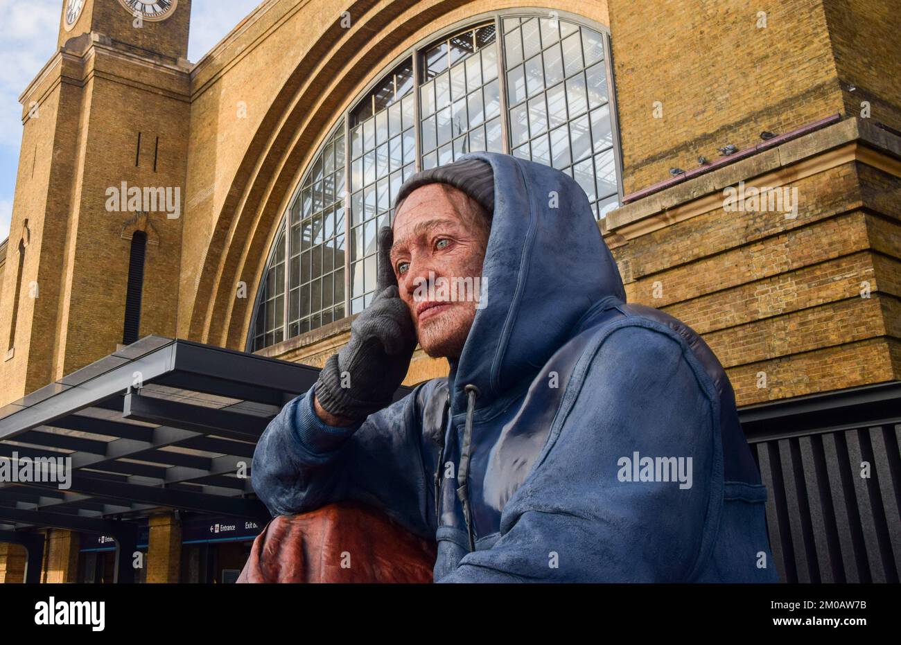 London, UK. 5th December 2022. A giant sculpture of a homeless person ...