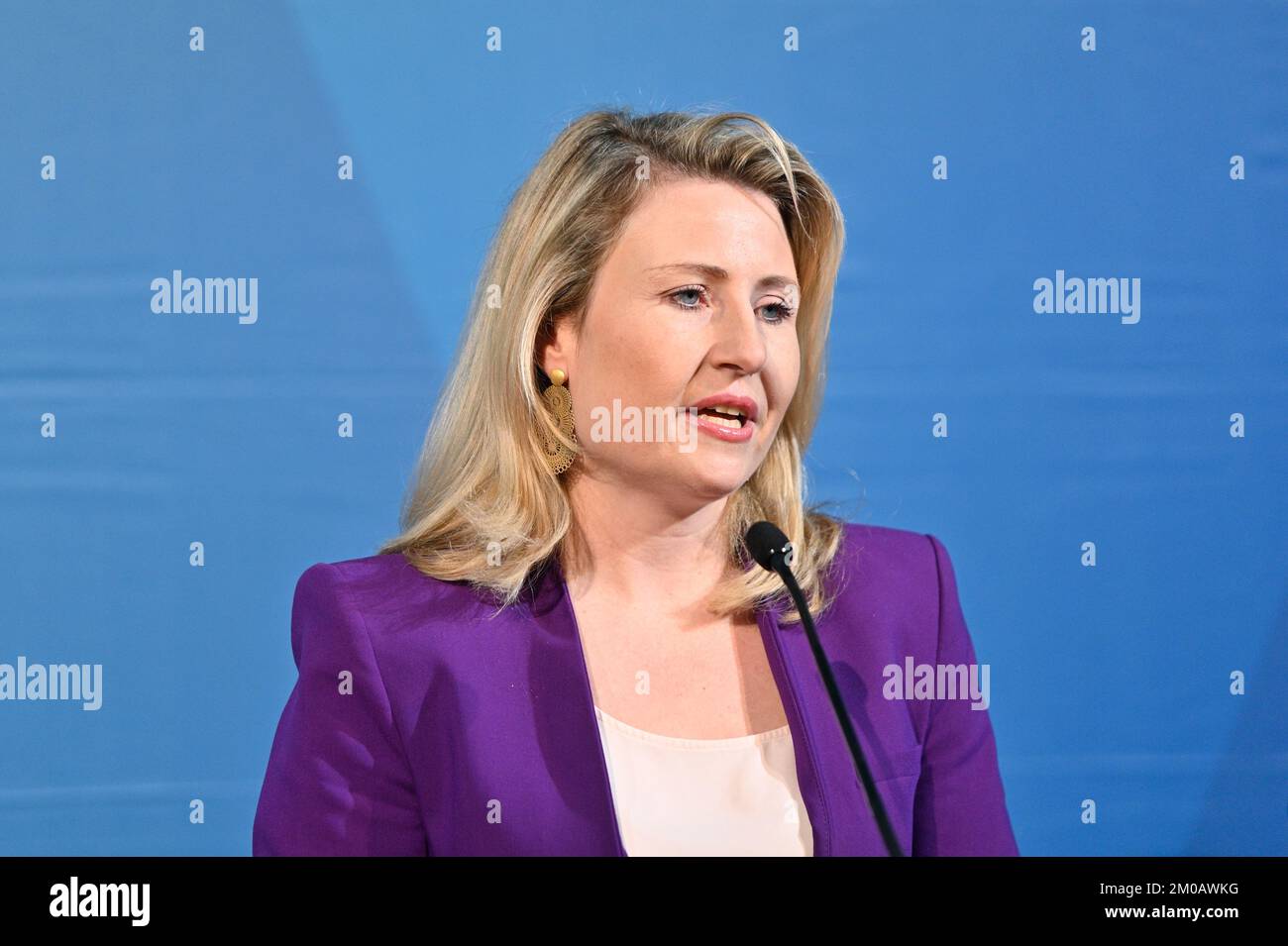 Susanne raab hi-res stock photography and images - Alamy