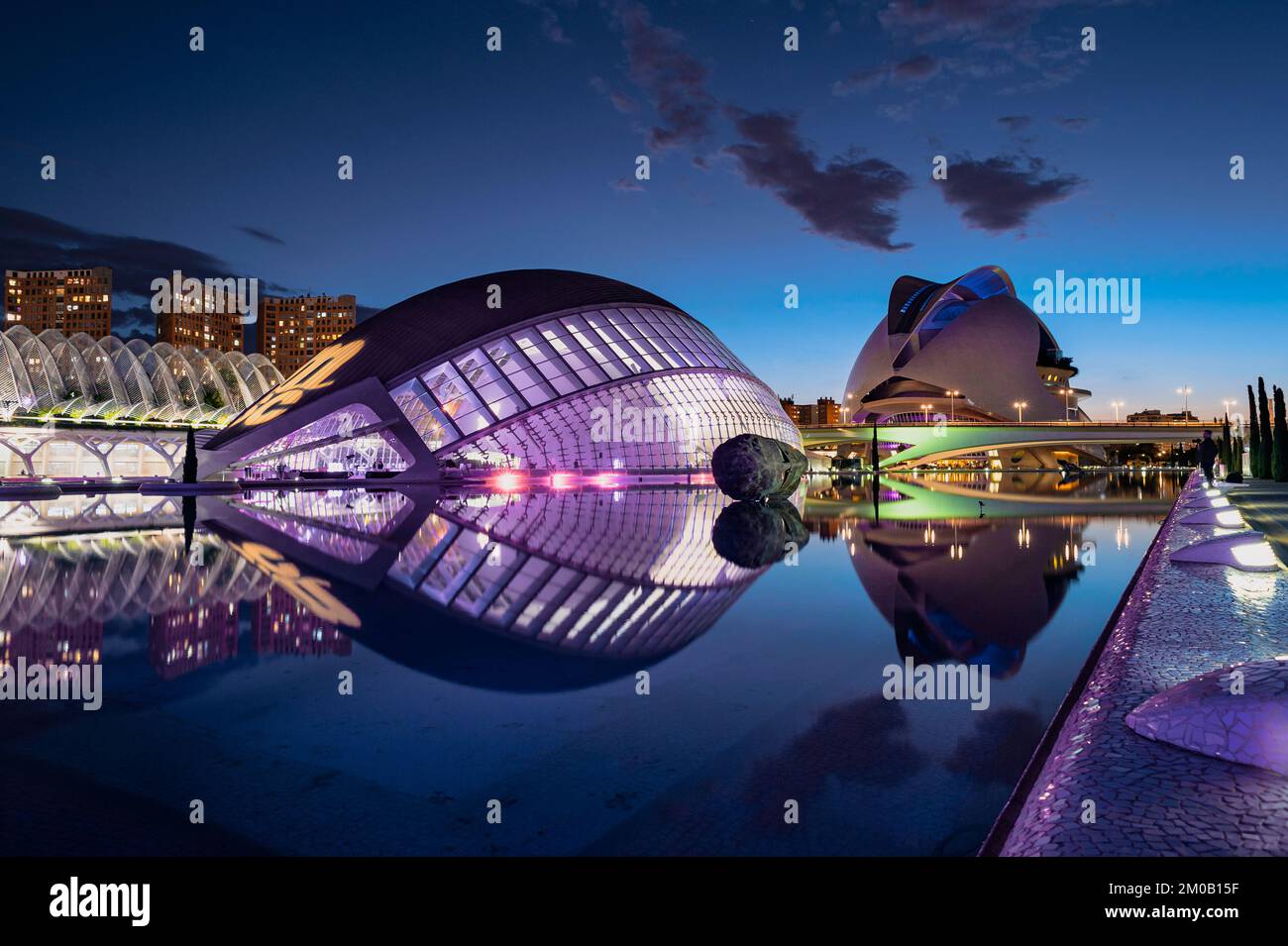 Modern opera house hi-res stock photography and images - Alamy