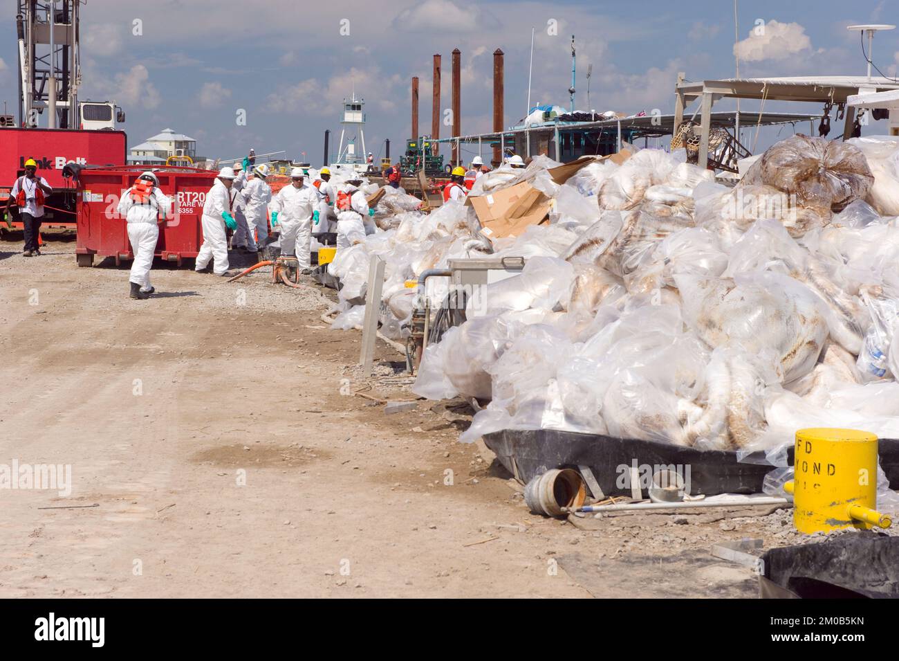 Waste containment systems hi-res stock photography and images - Alamy
