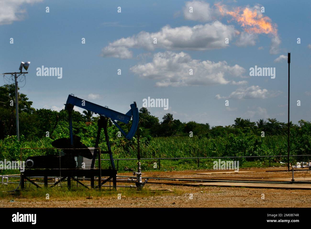 Cabimas-Zulia-Venezuela-29-11-2007- An oil Pump is seen in a Cabimas ...
