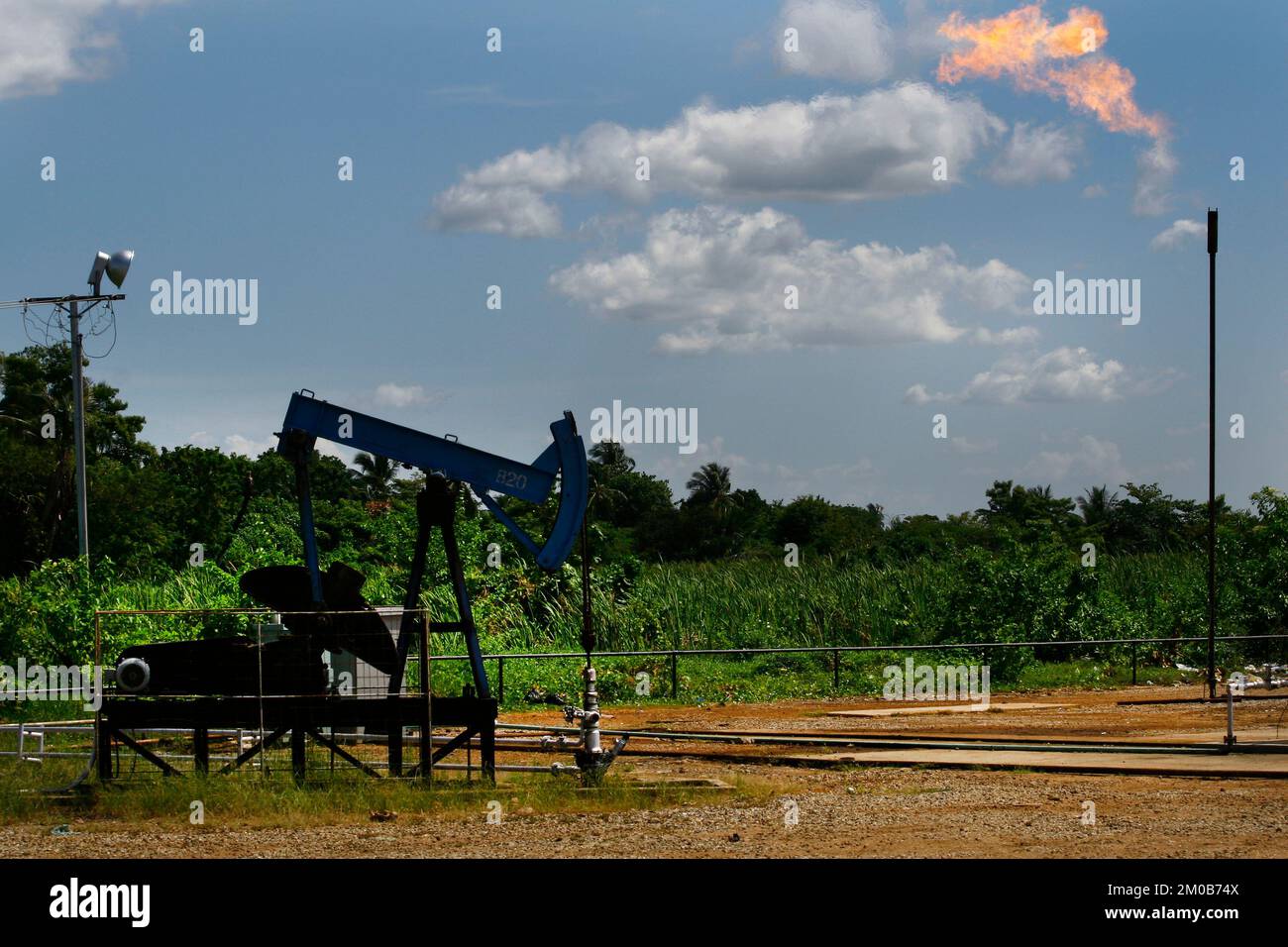 Cabimas-Zulia-Venezuela-29-11-2007- An oil Pump is seen in a Cabimas ...